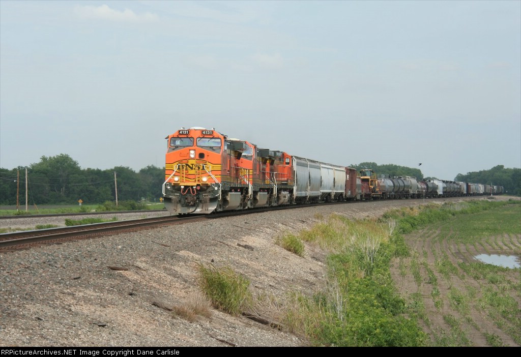 BNSF 4131 running the Highside.